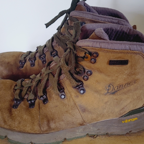 Danner | Shoes | Danner Mountain 60 Mens 9 | Poshmark